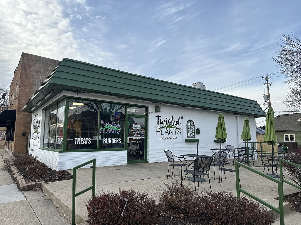 Twisted Plants - West Allis Wisconsin Restaurant - HappyCow