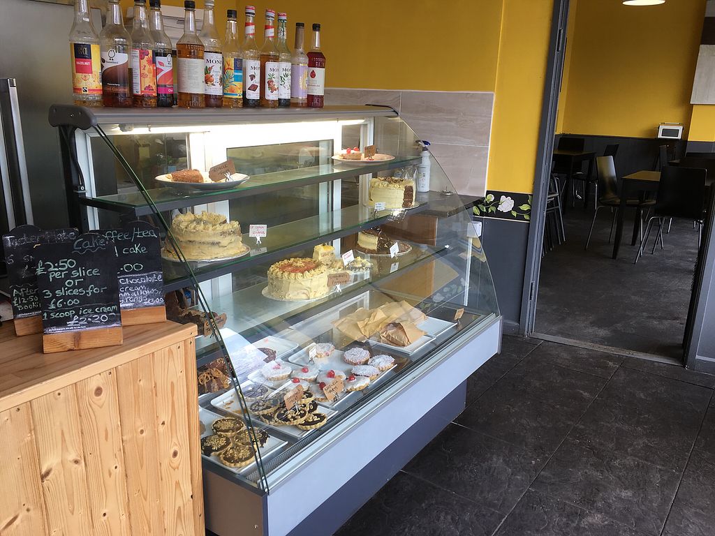 CLOSED: Steel City Cakes - Sheffield Bakery - HappyCow