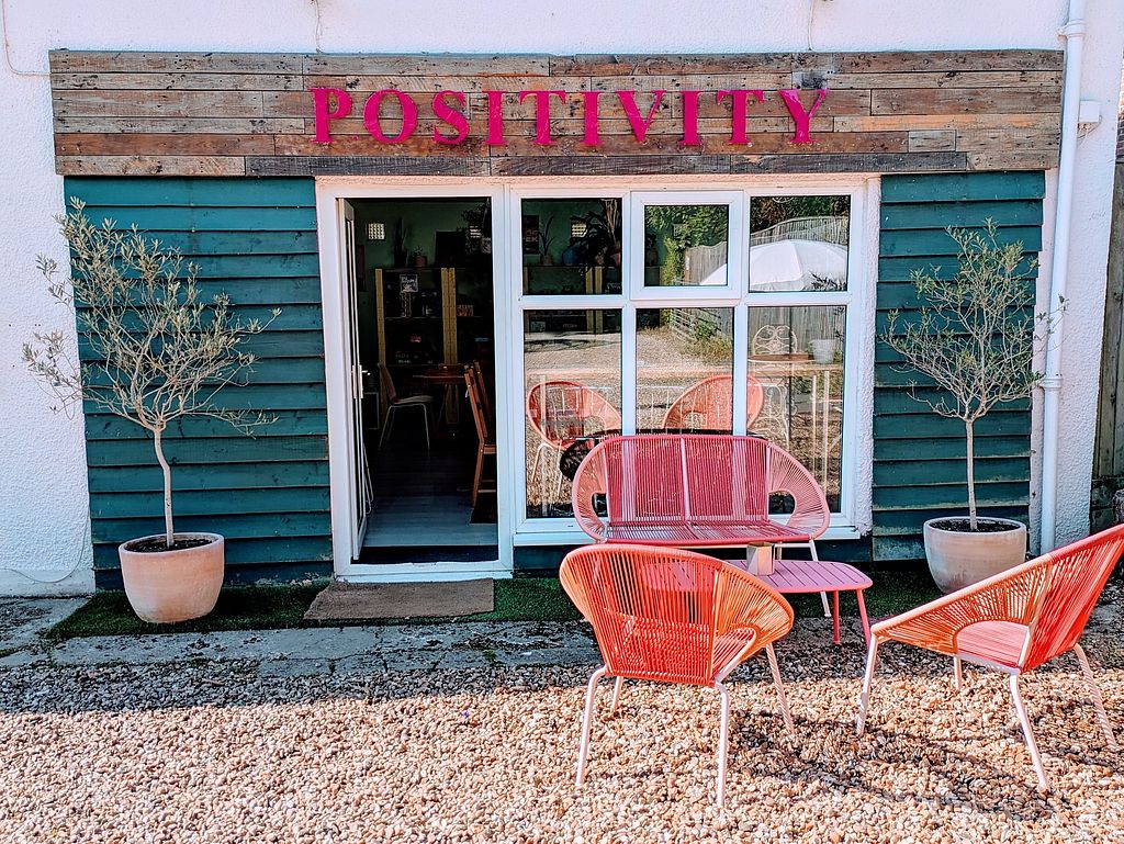 Positivity Cafe Lounge - Burnham Restaurant - HappyCow