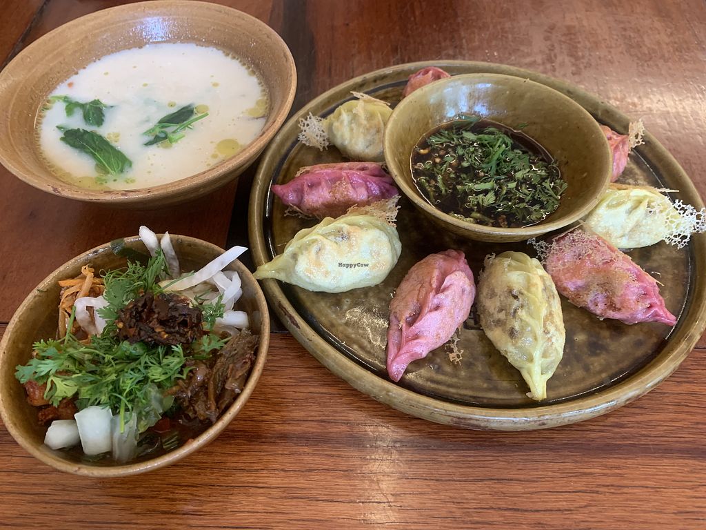 Buddha Bowl Vegetarian Restaurant - 鉢頭素食店 - Heshun Town Restaurant ...