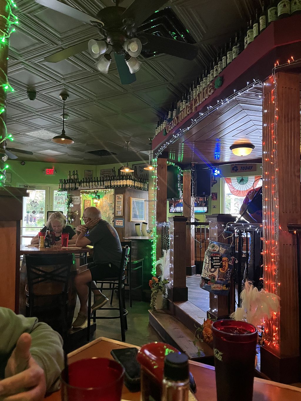 Wee Pub Beach - Jekyll Island Georgia Restaurant - HappyCow