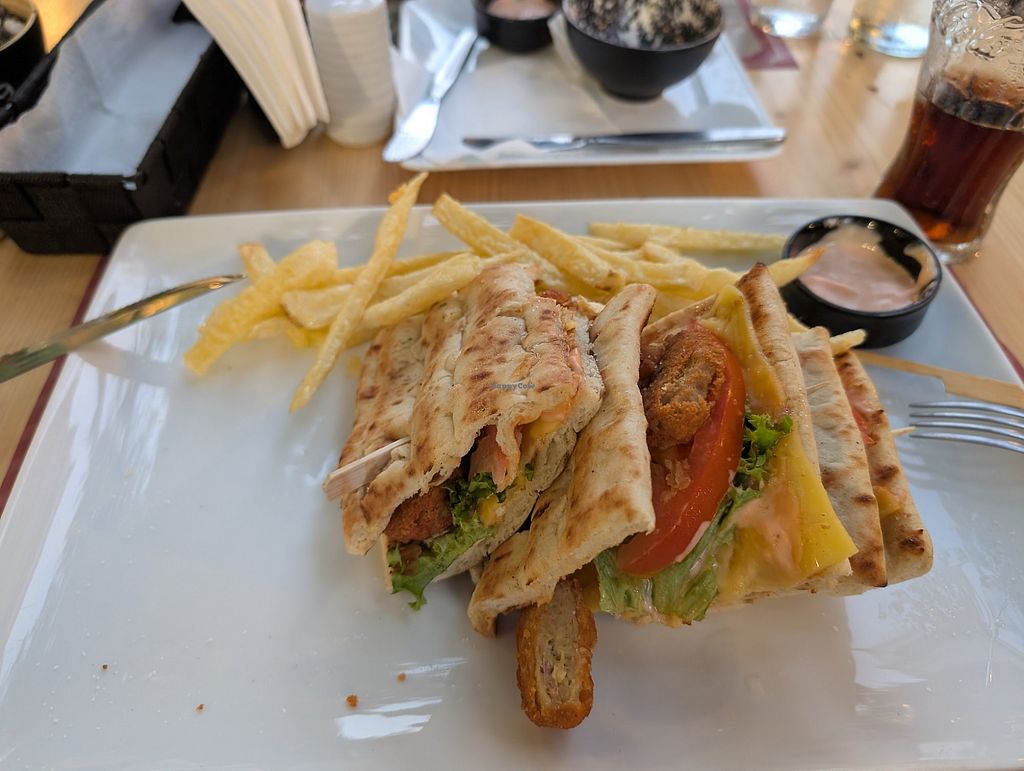 Magister Premium Burger and Barbecue Restaurant Kremasti Rhodes ...