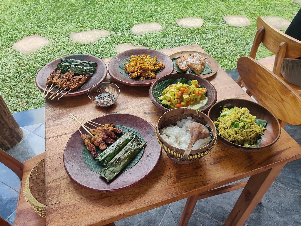 PADAMARA Sidemen Cooking class and Eatery - Bali Bali Other - HappyCow