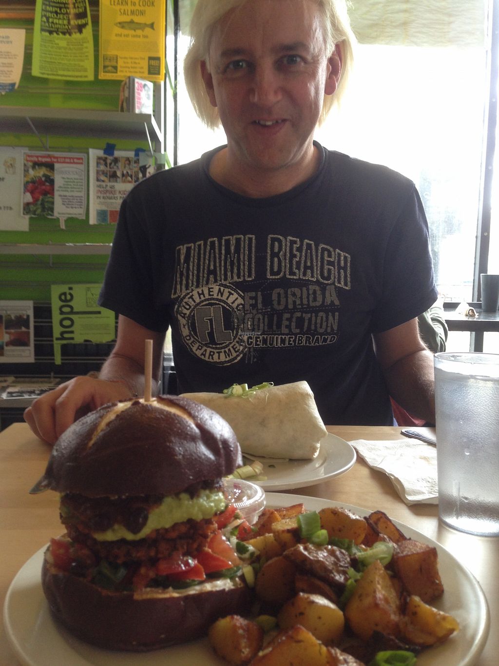 CLOSED: The Growling Rabbit - Chicago Illinois Restaurant - HappyCow