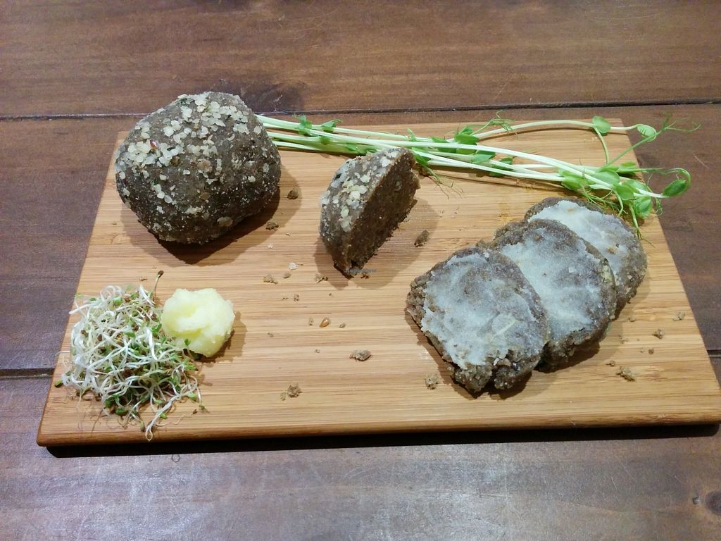 Petit Brot - Cold Press, Raw, Eco - Barcelona Restaurant - HappyCow