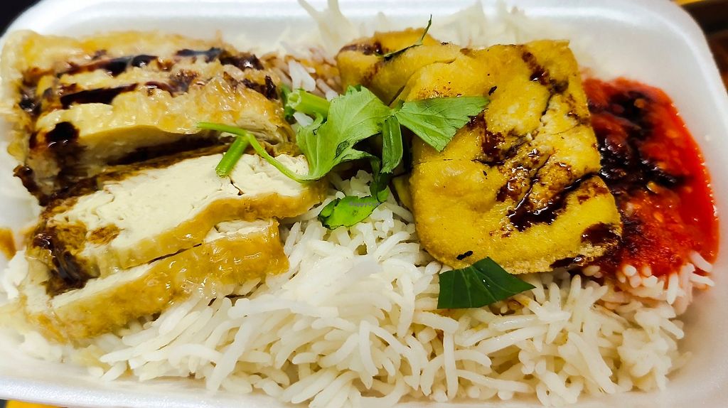 CLOSED: Ji Xiang Vegetarian Food 吉祥素食园 - Kim Keat - Central Singapore Restaurant - HappyCow