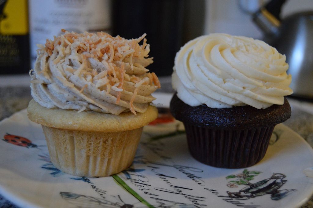 CLOSED: Prairie Girl Bakery - Bloor St - Toronto Ontario Bakery - HappyCow