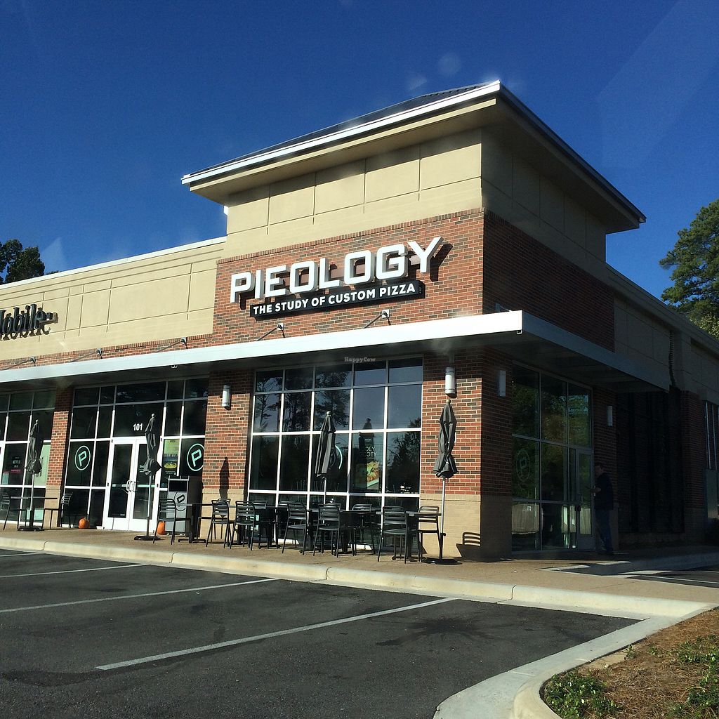Pieology - Montgomery Alabama Restaurant - HappyCow