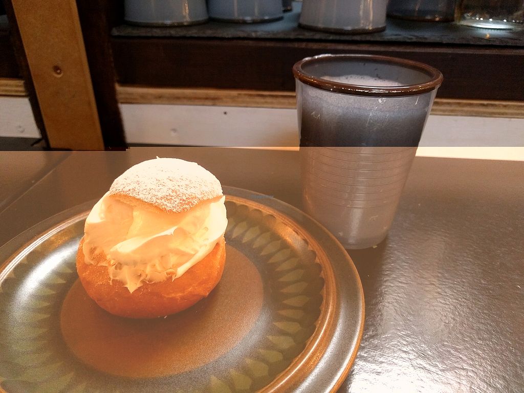 CLOSED: Ladan - Malmo Bakery - HappyCow