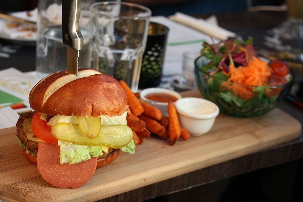 CLOSED: Sanctuary - South West London Restaurant - HappyCow