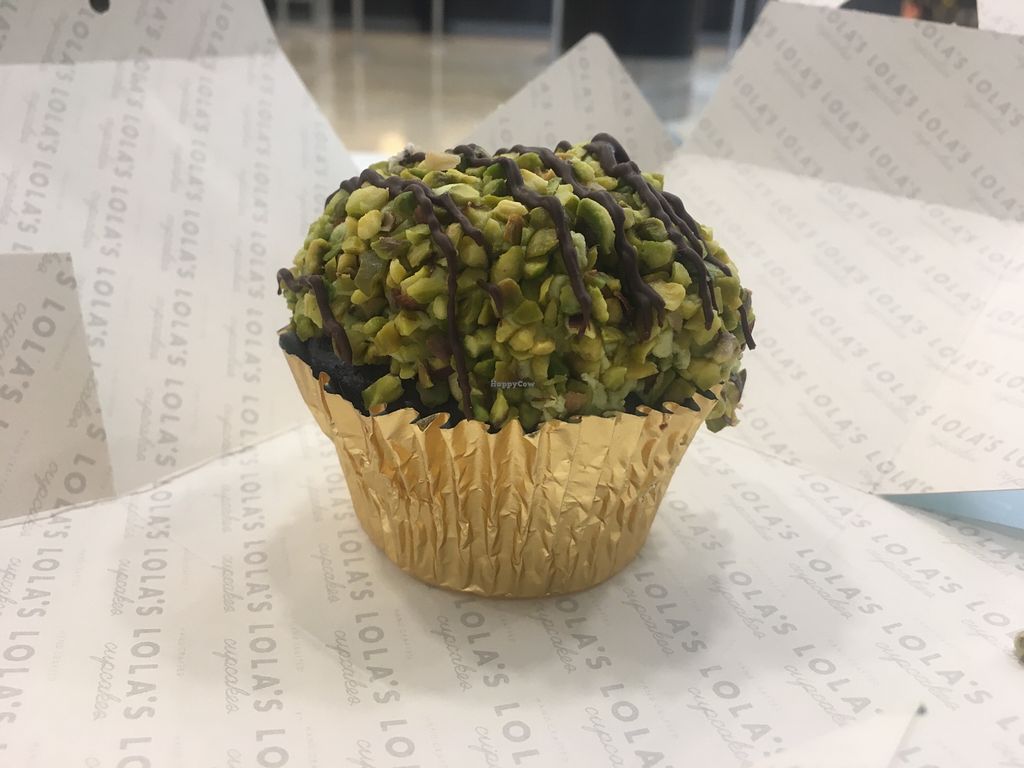 CLOSED: Lola's Cupcakes - Piccadilly Circus - London Bakery - HappyCow