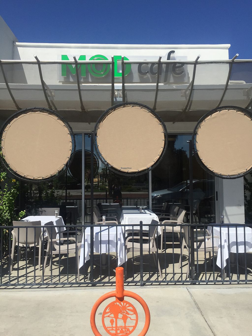 CLOSED: MidMod Cafe - Palm Springs California Restaurant - HappyCow