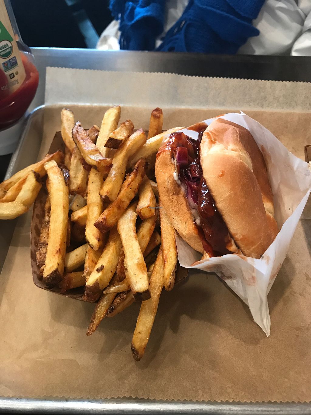 CLOSED: E Burger - Columbus Ohio Restaurant - HappyCow