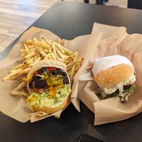 Juicy J’s Smoked Burgers - Poulsbo Washington Restaurant - HappyCow