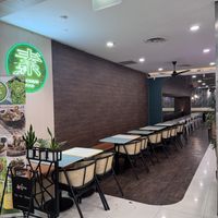 Veggie House 一芳 - HarbourFront - Central Singapore Restaurant - HappyCow