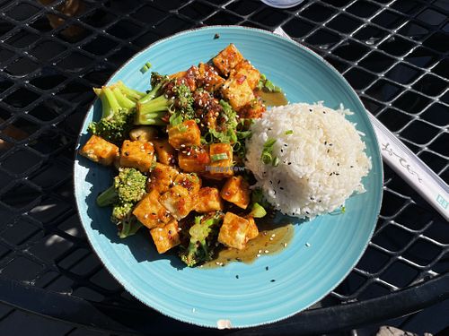 WAVE Asian Bistro & Sushi - Mount Dora Florida Restaurant - HappyCow