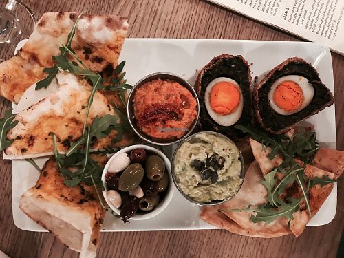 Hungry Horse - Great Baddow Barn - Chelmsford Restaurant - HappyCow
