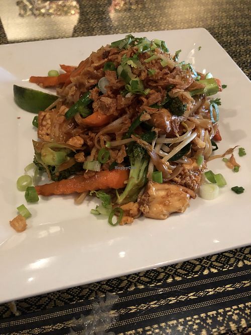 Thaifoon Restaurant - London Ontario Restaurant - HappyCow