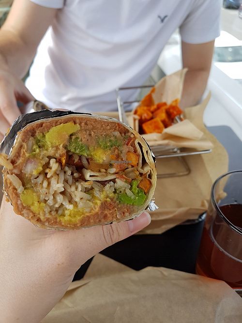 CLOSED: Midtown Burger - Bar Harbor Maine Restaurant - HappyCow