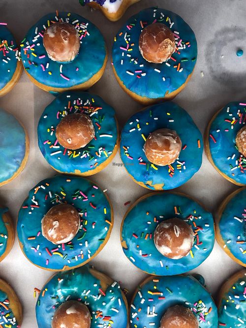 CLOSED: Alien Donuts - Scottsdale Arizona Bakery - HappyCow