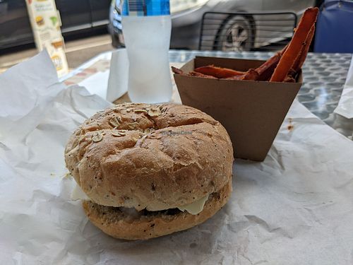 Getta Burger - Idalia Queensland Restaurant - HappyCow