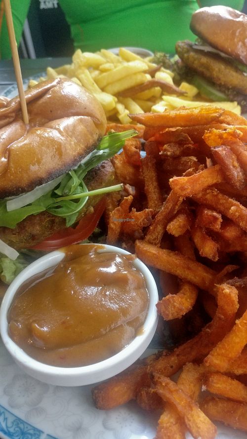 Masons Taste the World - Trier Restaurant - HappyCow