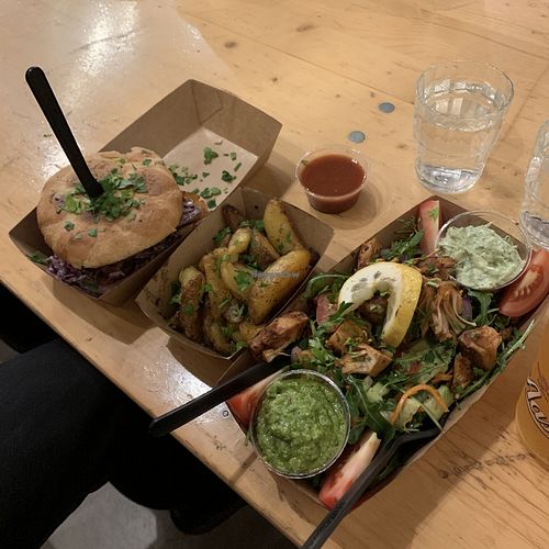 CLOSED: Food Shack - Oslo Restaurant - HappyCow