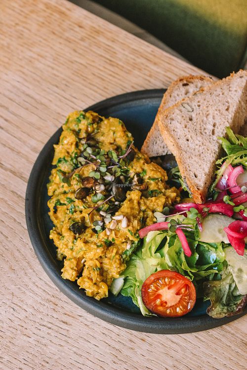 Tettye Vendéglő - Pecs Restaurant - HappyCow