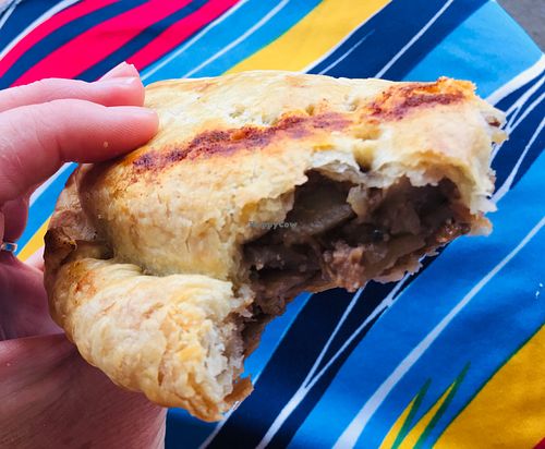 CLOSED: Bournemouth Pies - Bournemouth Restaurant - HappyCow