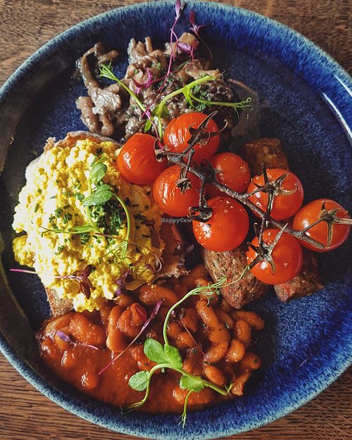 Plau Gin & Beer House - Preston Restaurant - HappyCow