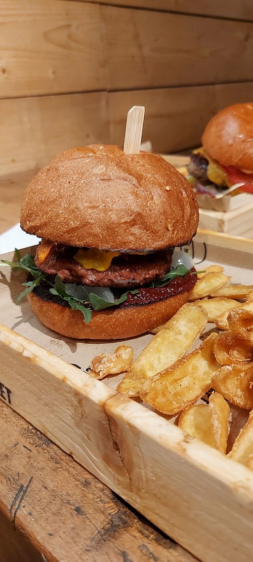 Burger Market - Budapest Restaurant - HappyCow