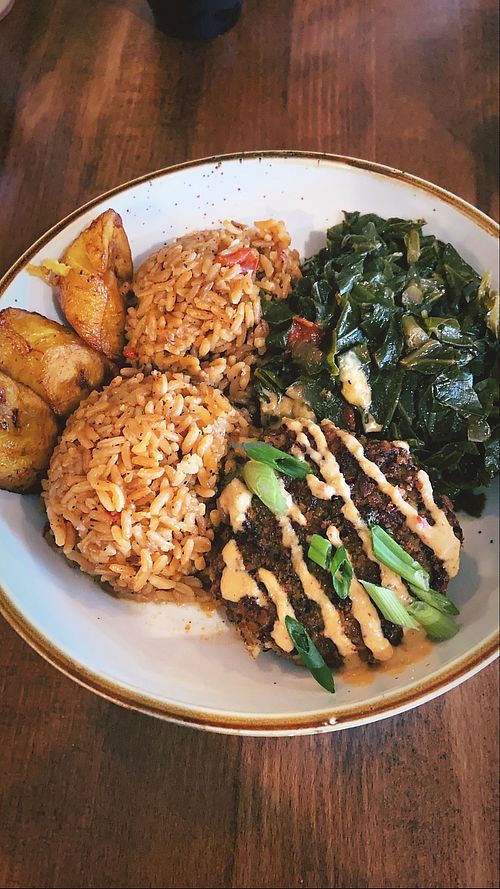 Desmond's Island Soul Grill - Virginia Beach Virginia Restaurant - HappyCow