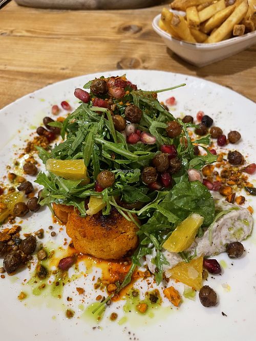 Hungry Horse - White Barn - Cuddington Restaurant - HappyCow