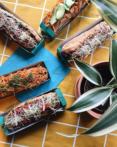 CLOSED: Kadagi Dog - Riga Restaurant - HappyCow