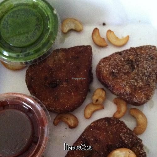 CLOSED: Gokul Snacks and Sweets - St Louis Missouri Restaurant - HappyCow