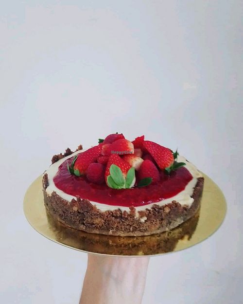 California Cakes - Oostende Bakery - HappyCow