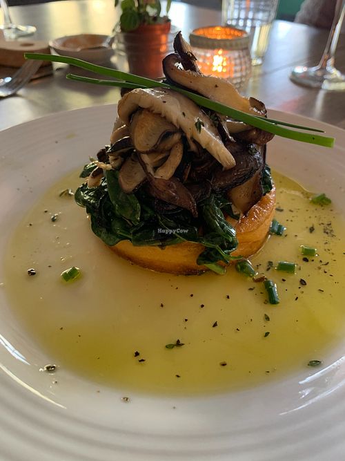 The Pawnee House - Oak Bluffs Massachusetts Restaurant - HappyCow