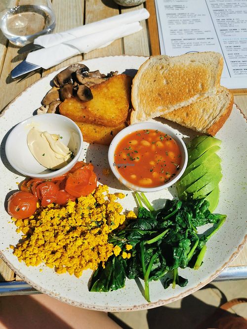 Fins Beach Cafe - Sandown Isle Of Wight Restaurant - HappyCow