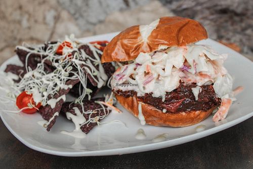 Aplos Simple Mediterranean - Jackson Mississippi Restaurant - HappyCow
