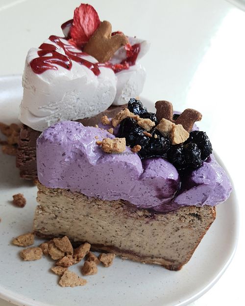 Duduri Dupang - Seoul Bakery - HappyCow