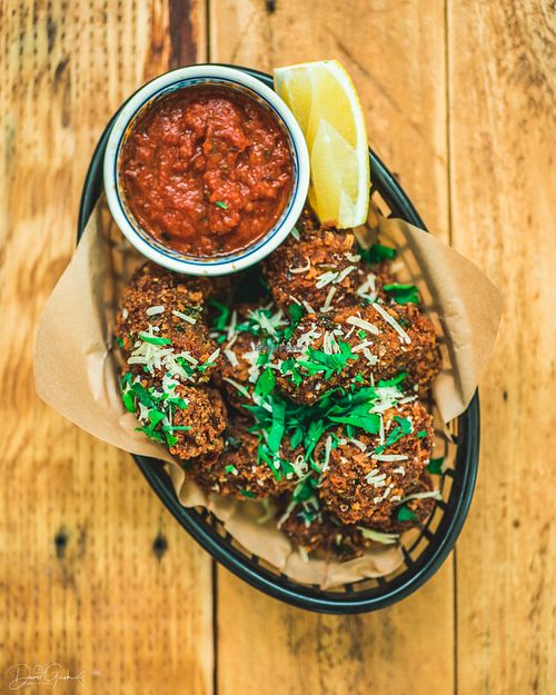 Mutts Café & Restaurant - Exmouth Western Australia Restaurant - HappyCow