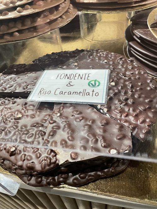 Eataly - Milan | Review "Dolcetto al banco pasticcini" by Giuly108 ...