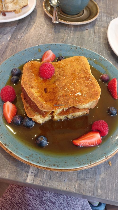 Dùnè Bakery - Edinburgh Bakery - HappyCow