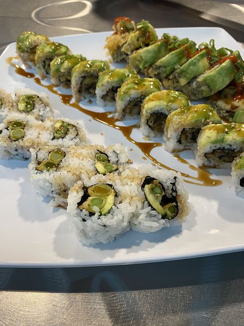Trapper's Sushi - Tukwila Washington Restaurant - HappyCow