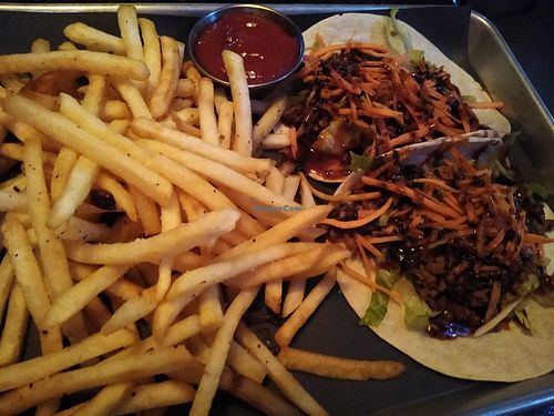 the Bitter Alibi - Chattanooga Tennessee Restaurant - HappyCow