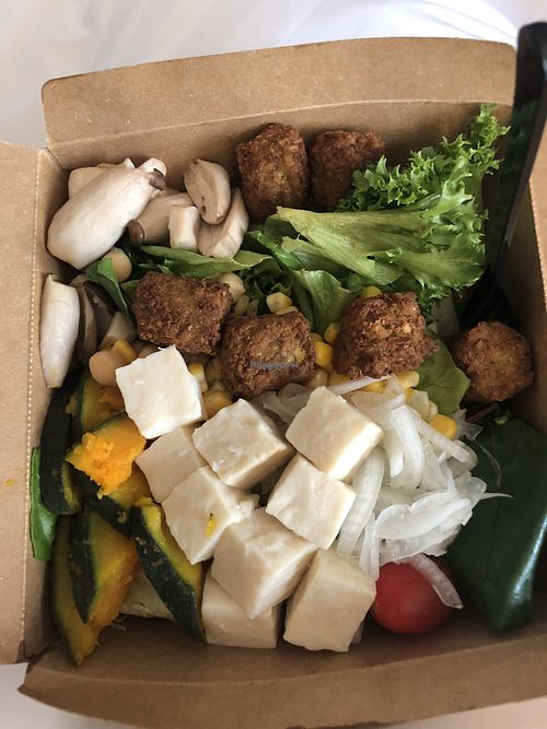 Salady - Busan Restaurant - HappyCow