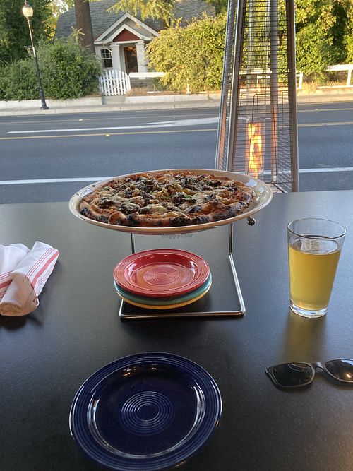 Il Fuoco Pizza - Sonoma California Restaurant - HappyCow