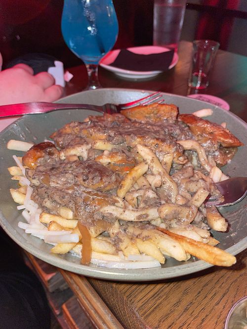 Storm Crow Manor - Toronto Ontario Restaurant - HappyCow