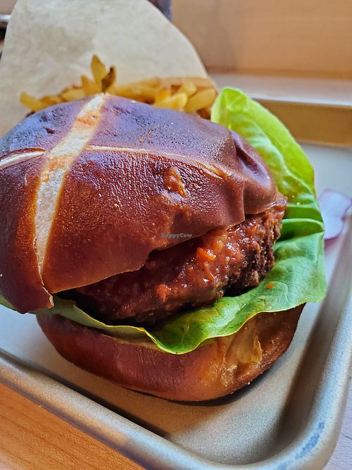 elephant+vine - Chicago Illinois Restaurant - HappyCow