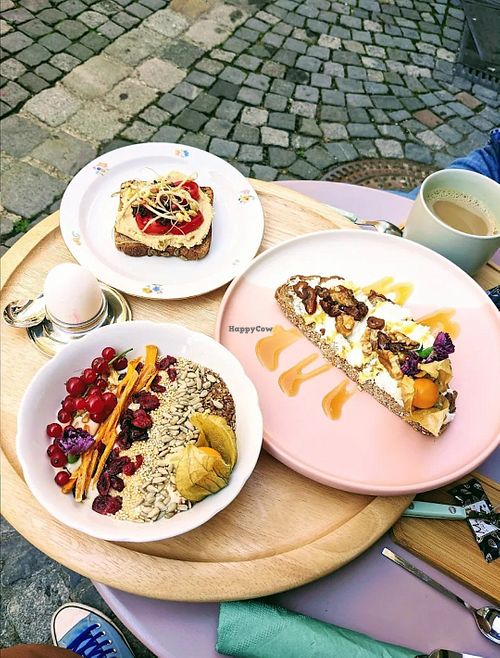 Maima Lounge - Ravensburg Coffee & Tea - HappyCow